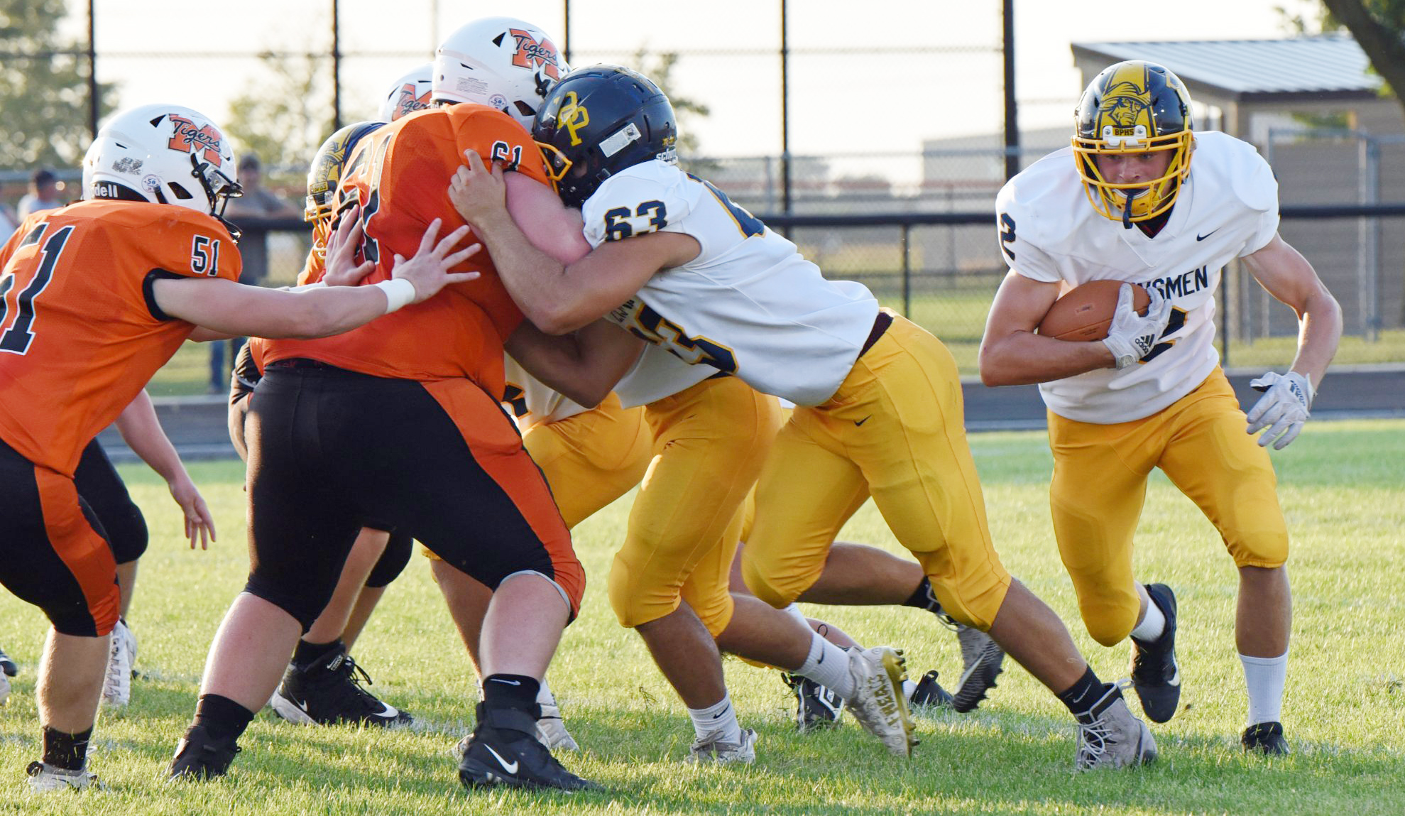 Plainsmen lose in overtime at Madrid – Jim Magdefrau