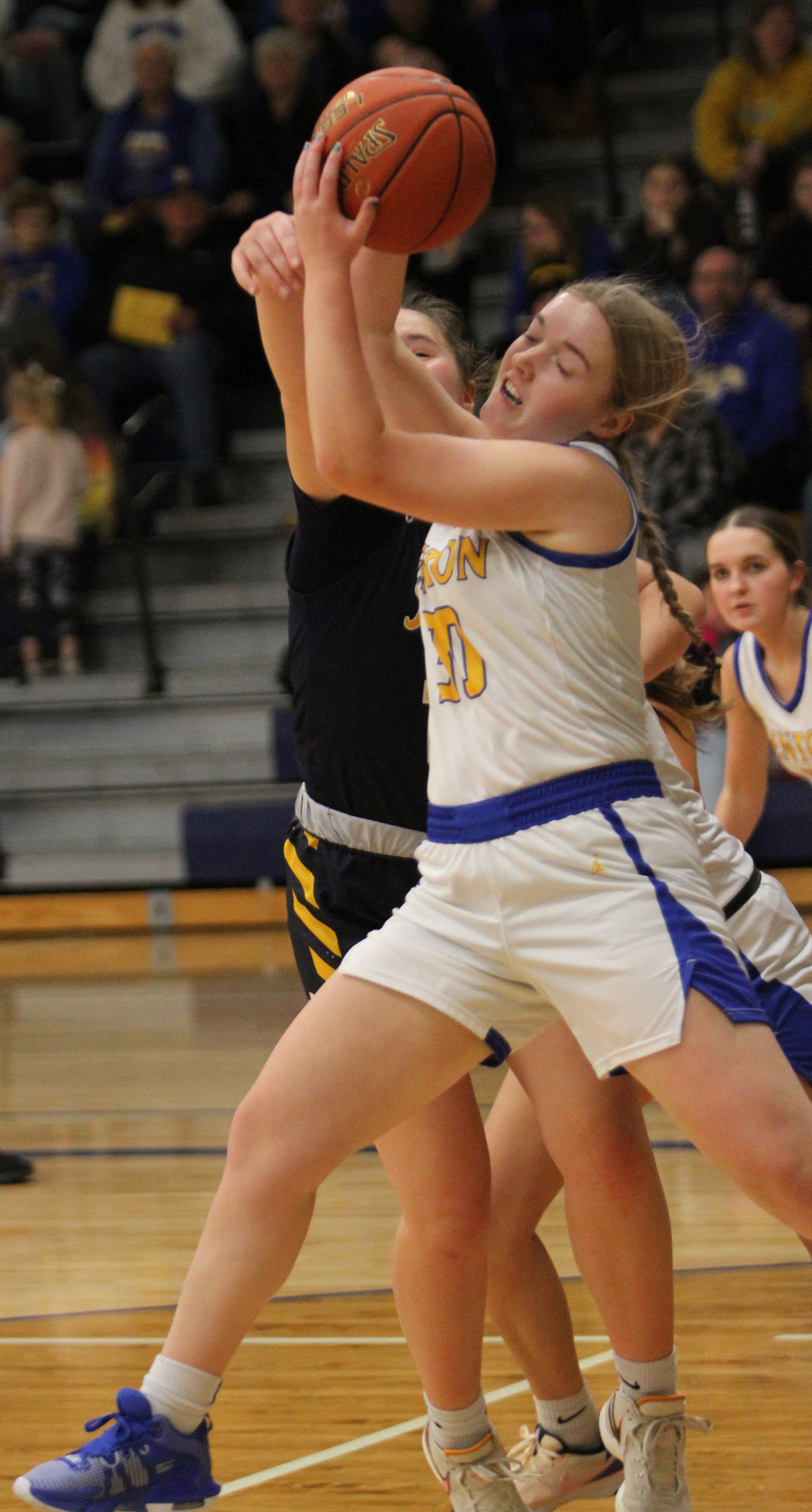 Busy start of the week for Benton and Belle Plaine basketball teams ...